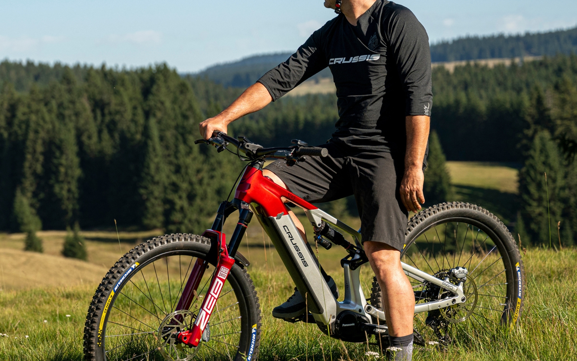 CRUSSIS E-Bikes 2026 with Avinox motor | CRUSSIS